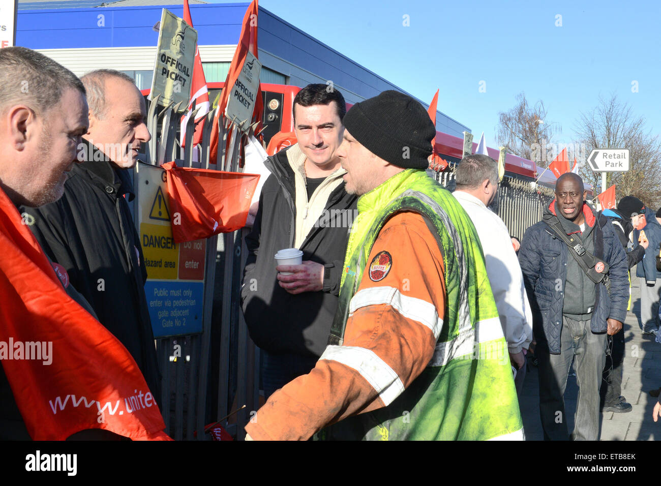 Unite strike bus hi-res stock photography and images - Alamy
