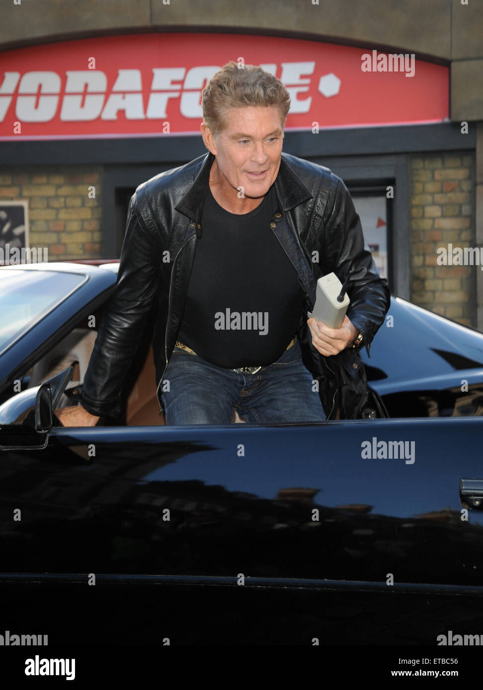 David Hasselhoff and Kitt today launch Vodafones 1984G Street, A 1980s ...