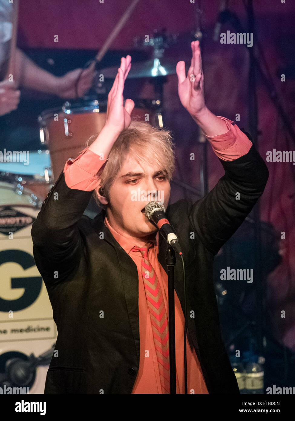 Gerard Way performing live in concert at Armazem F Featuring: Gerard ...