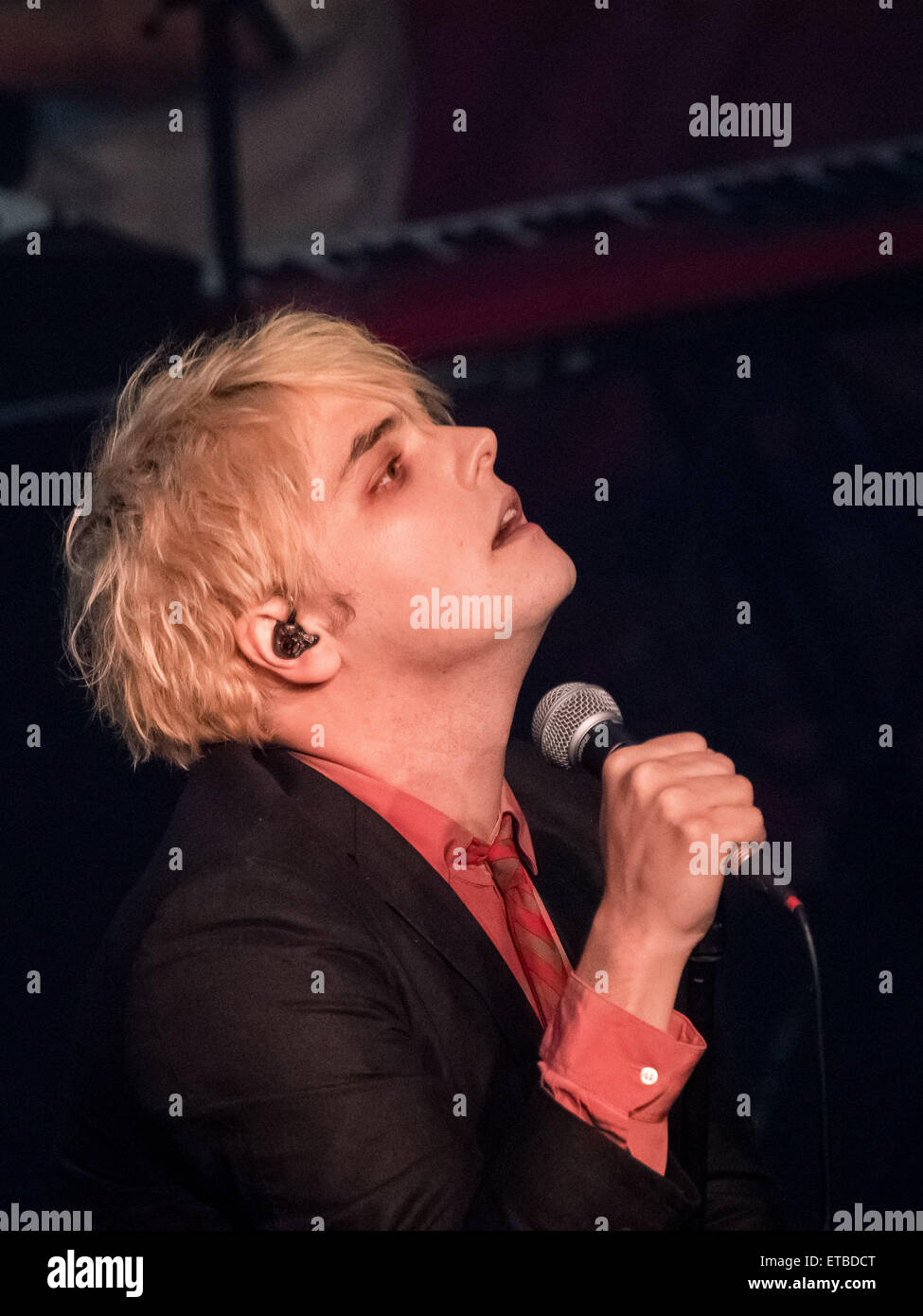 Gerard Way performing live in concert at Armazem F Featuring: Gerard ...