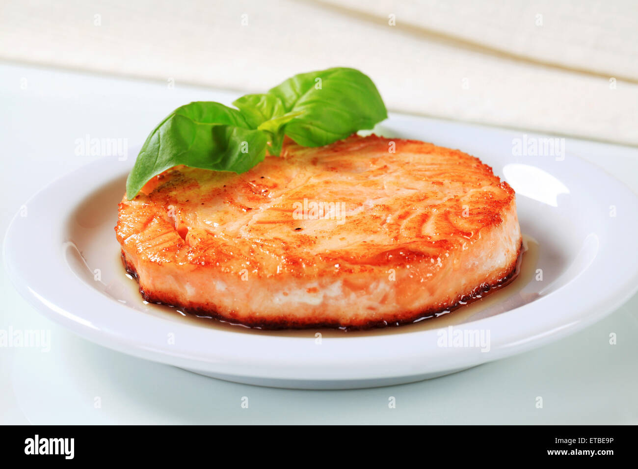 Pan fried fish fillet patty hi-res stock photography and images - Alamy