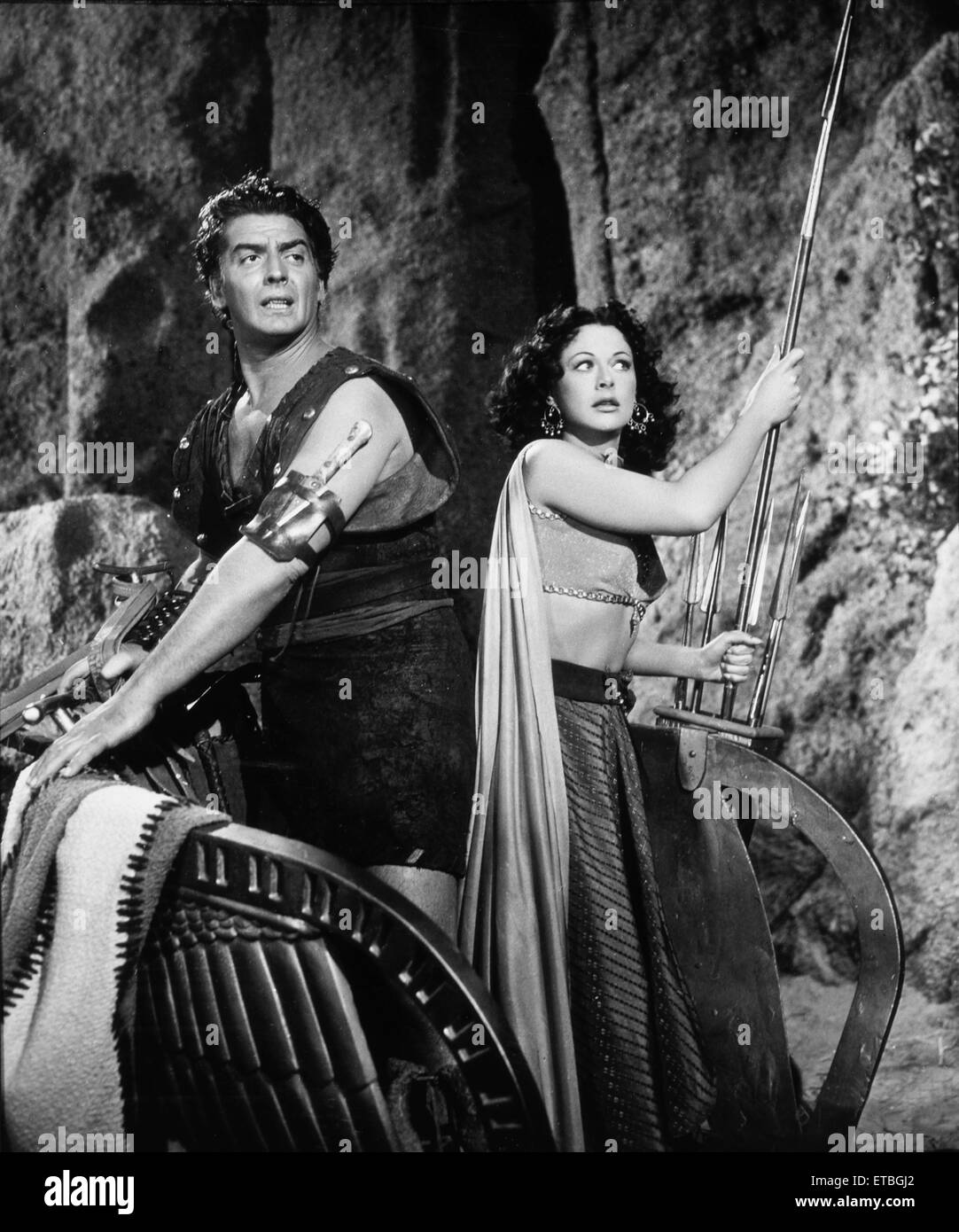 Victor Mature, Hedy Lamarr, on-set of the Film "Samson and Delilah", 1949 Stock Photo - Alamy