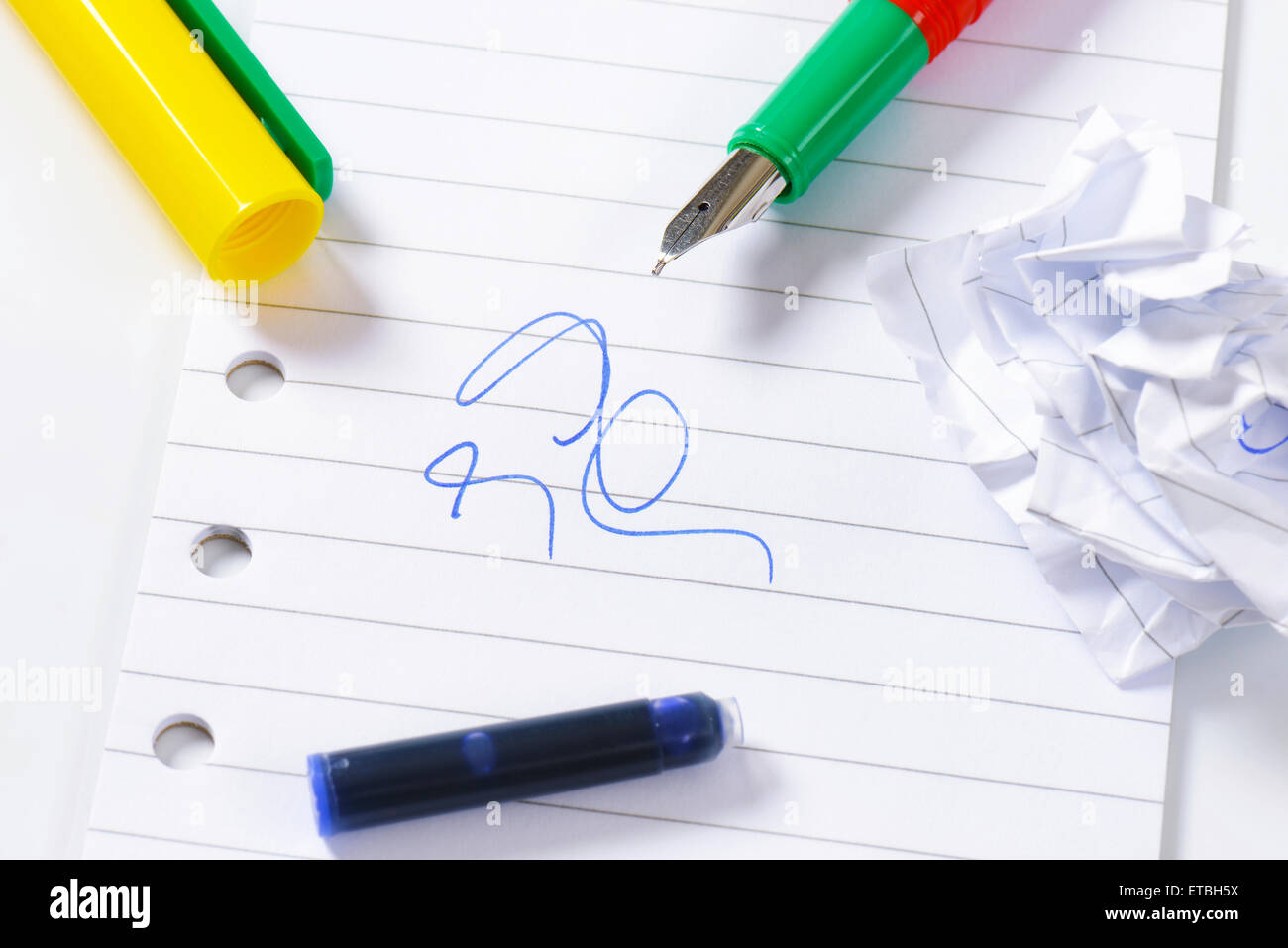 fountain pen on lined paper Stock Photo - Alamy