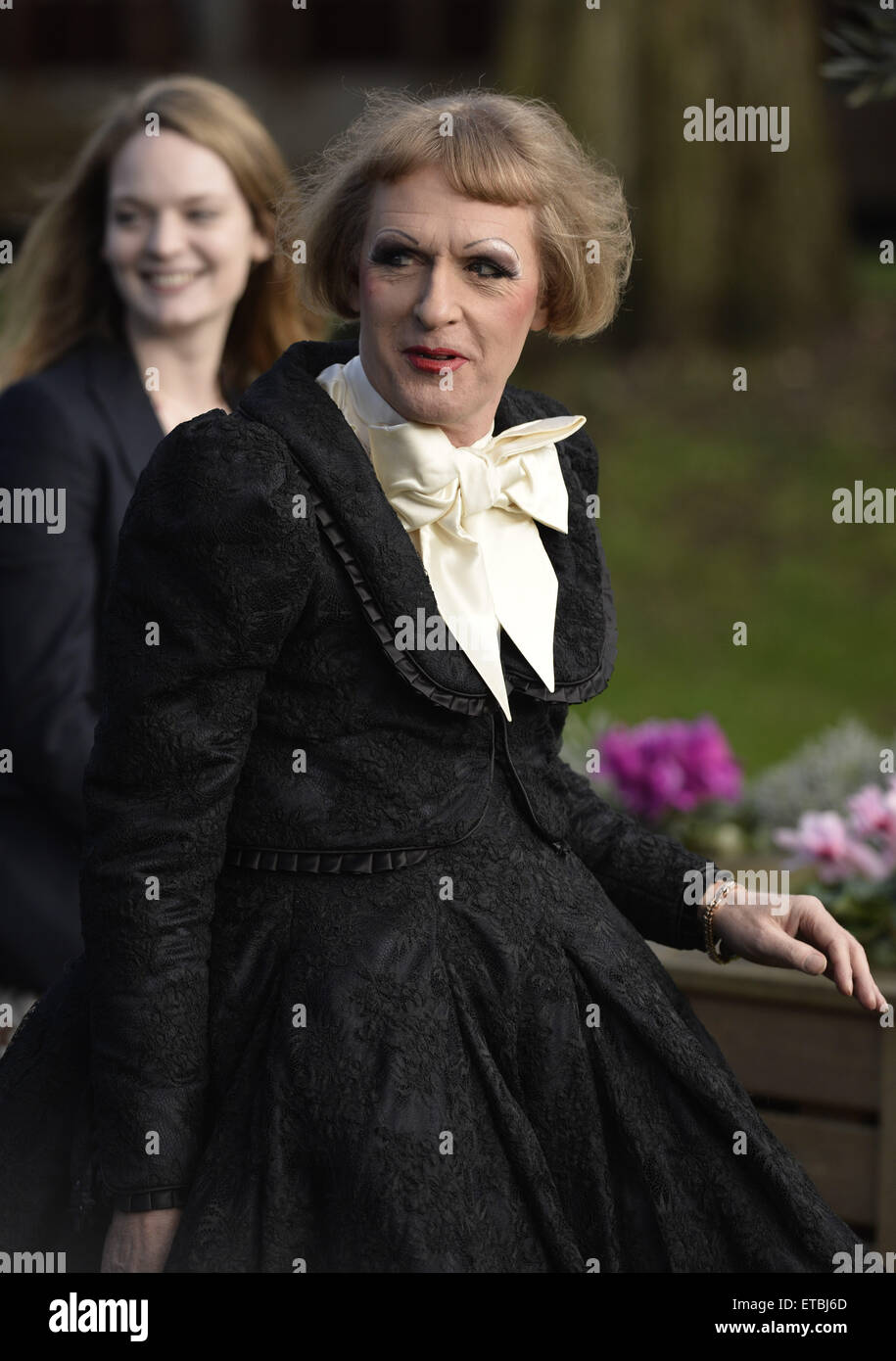 Kate middleton and grayson perry hi-res stock photography and images ...