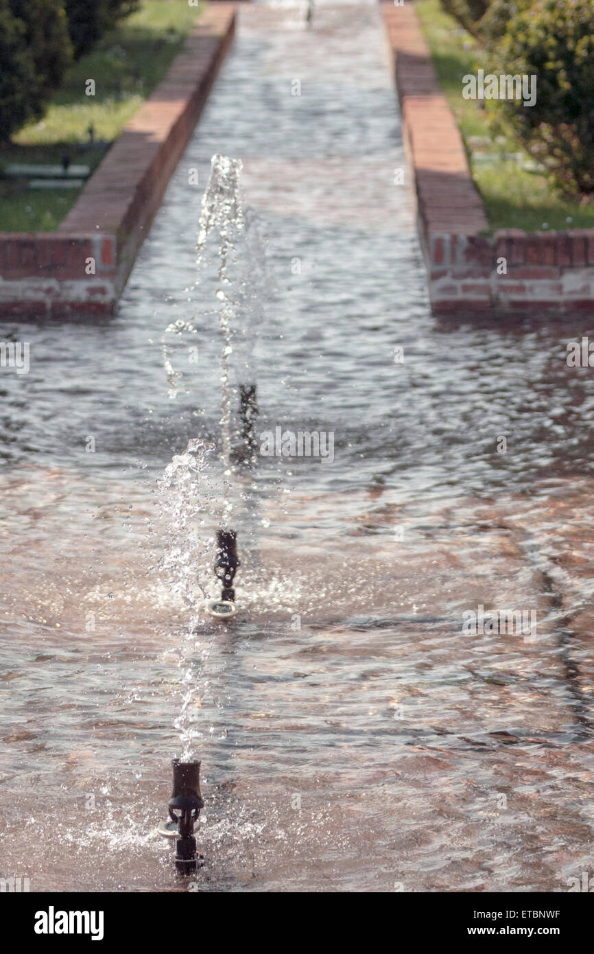 A fountain symbolizing a new path, being the water the symbol for a new ...