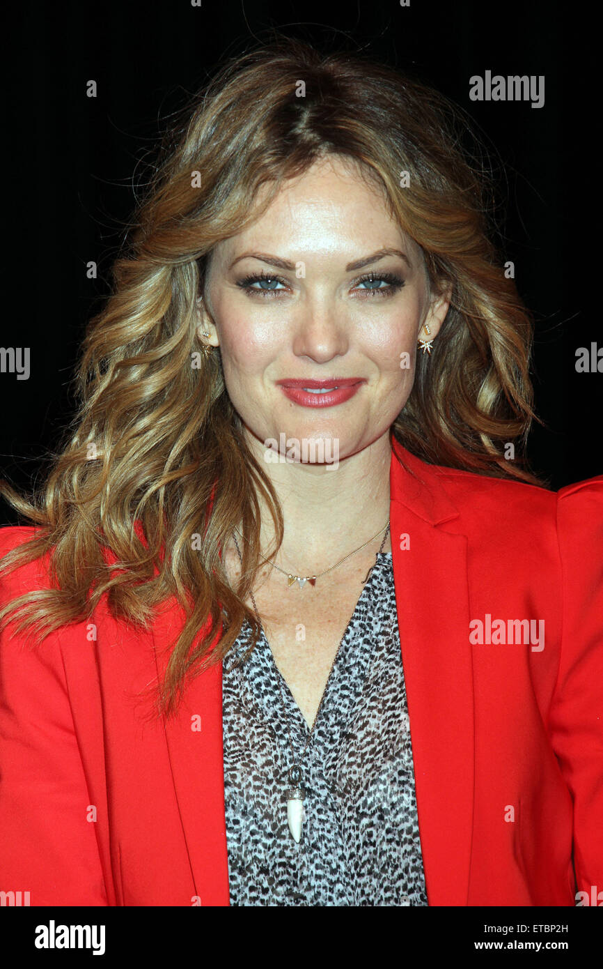 Amy Purdy signing copies of her book "On My Own Two Feet" at Clark ...