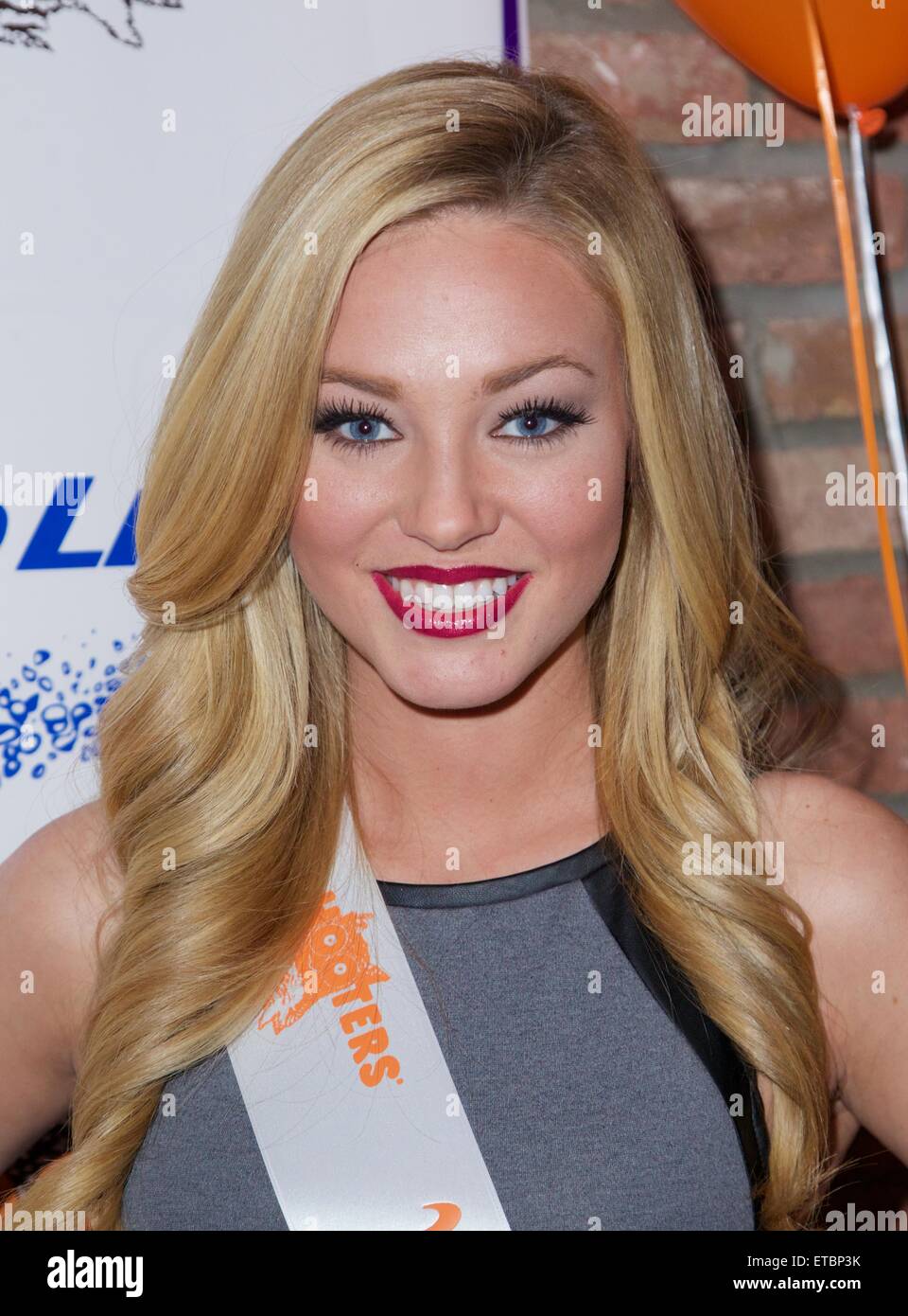 Hooters Manhattan relocation party with the 2015 Hooters Swimsuit ...