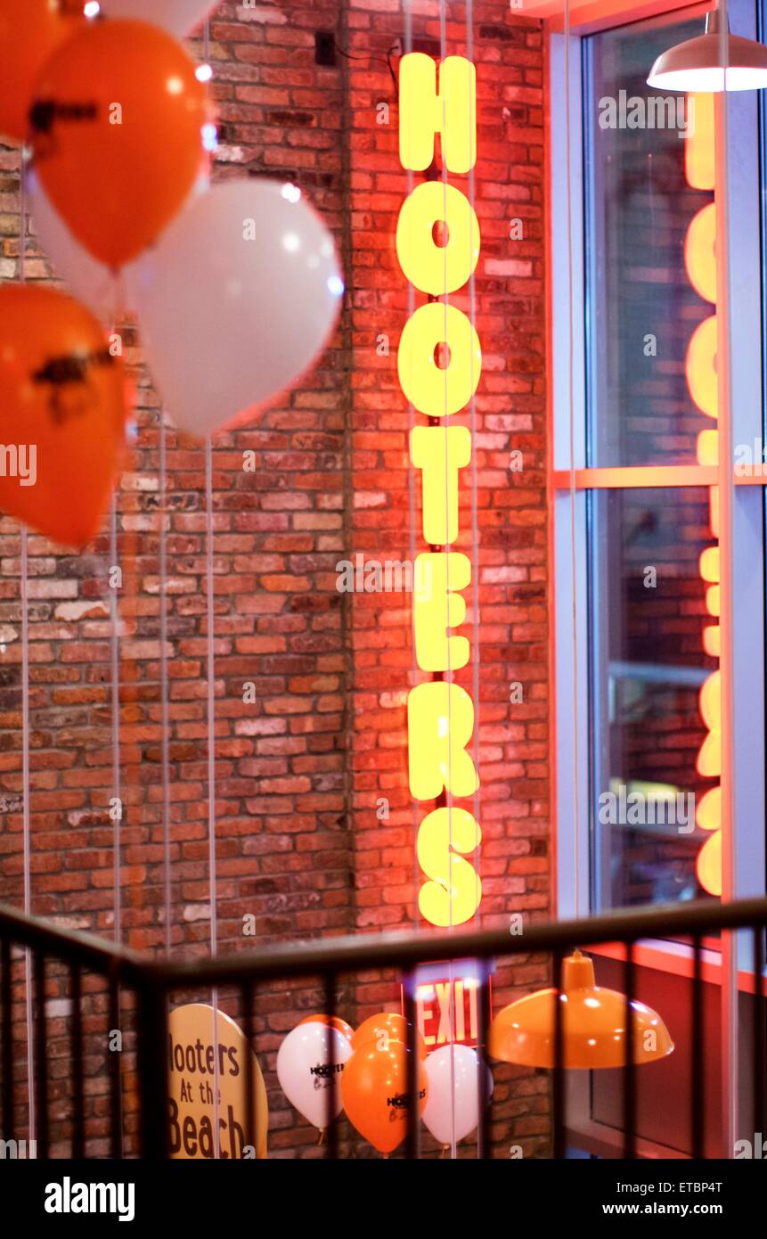 Hooters Manhattan relocation party with the 2015 Hooters Swimsuit ...