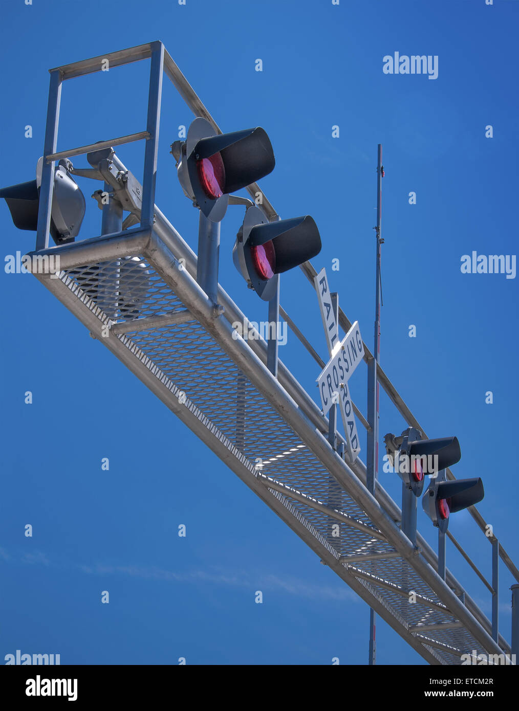 New overhead railroad crossing signal Stock Photo - Alamy