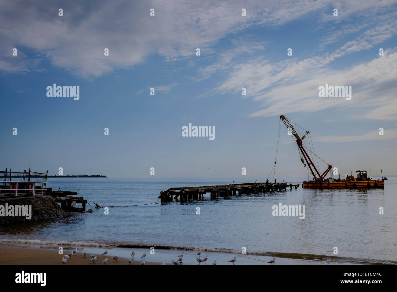 Demolition continues on Shorncliffe Jetty Stock Photo - Alamy