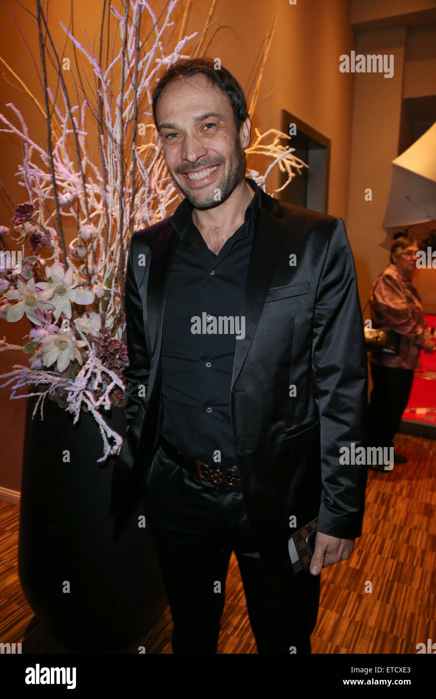 Premiere of "unbekannt verzogen" at GOP Steiners theatre Featuring ...