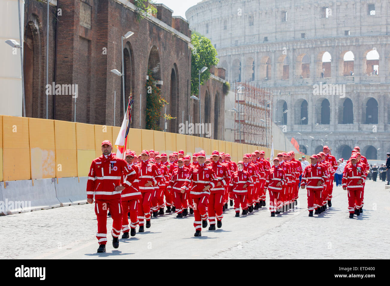 Military parade for italian republic celebrations Stock Photo - Alamy