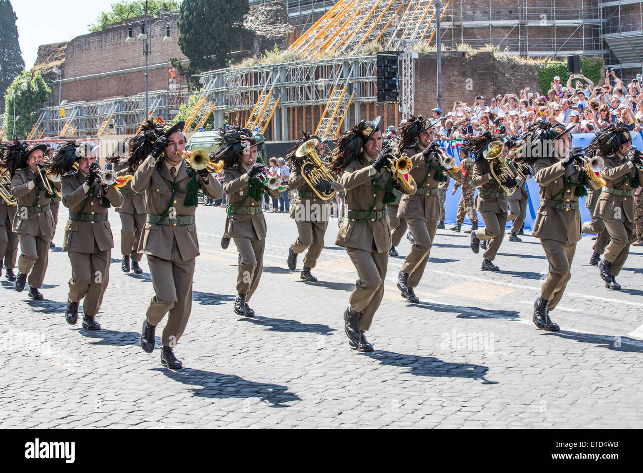 Military parade for italian republic celebrations Stock Photo - Alamy