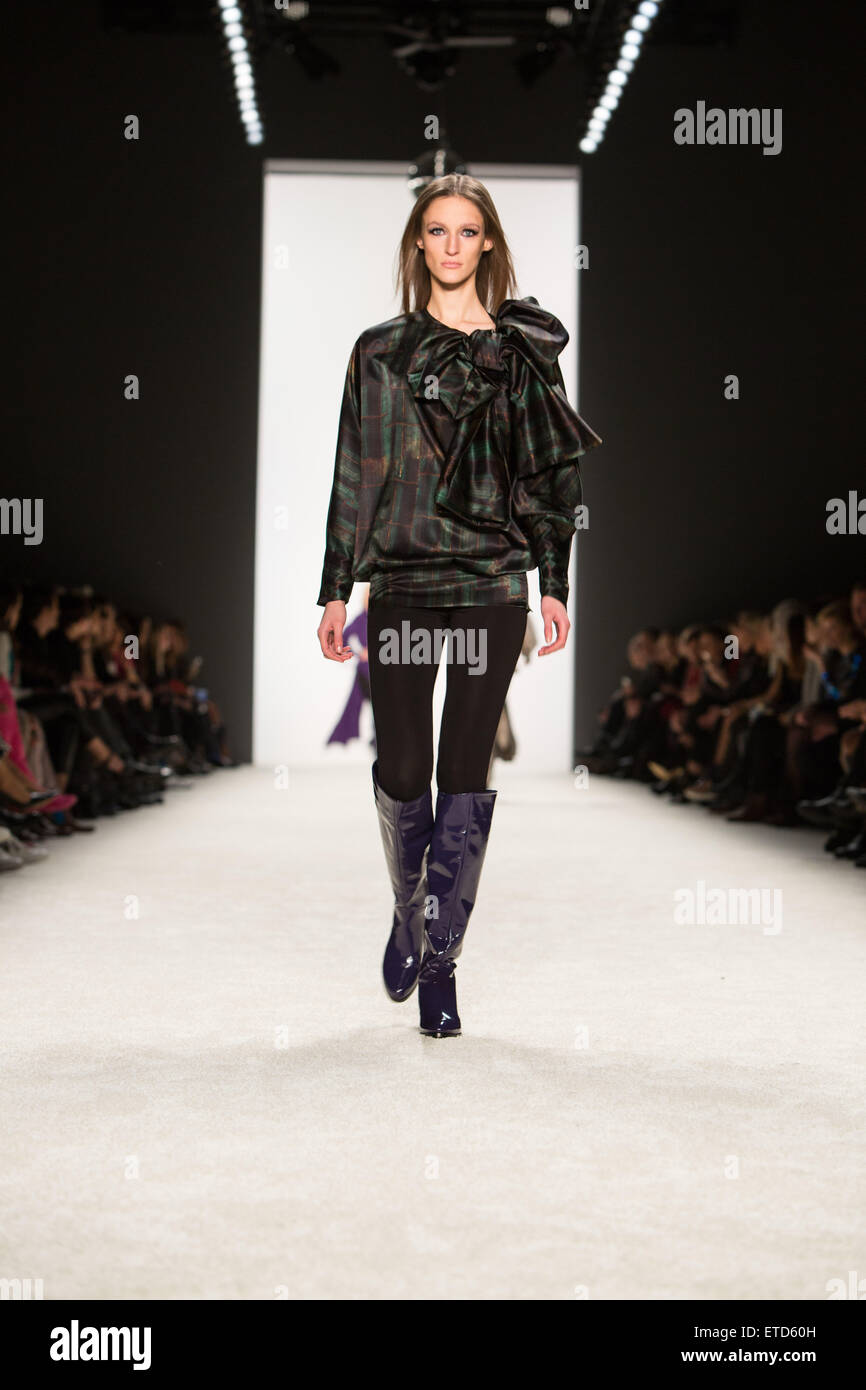 Mercedes Benz Fashion Week Berlin Winter/Autumn 2015 Riani - Runway ...