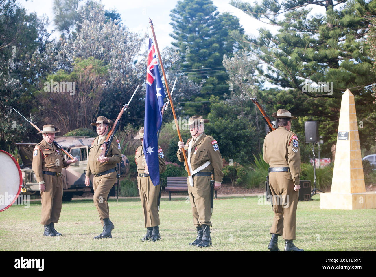 Australian army uniform vietnam war hi-res stock photography and images ...