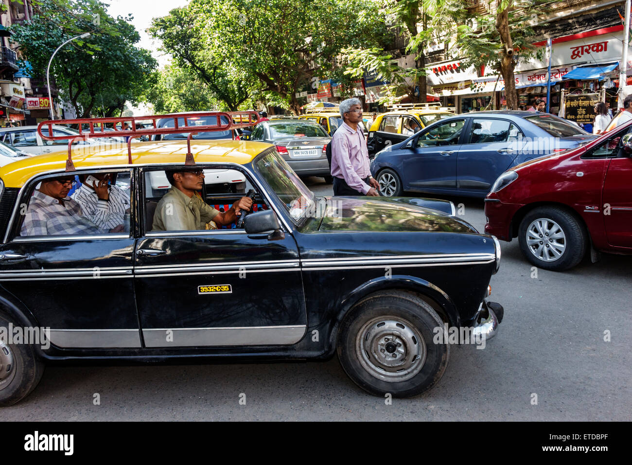 Indian taxi cab mumbai india hi-res stock photography and images - Alamy