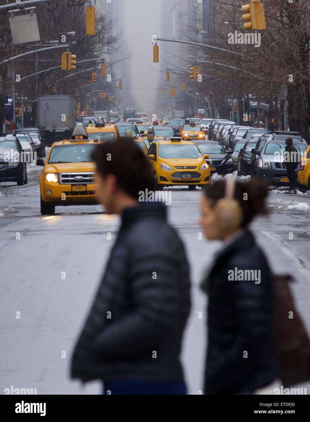 New York City is expected to receive 4-6 inches of mixed snow and rain ...