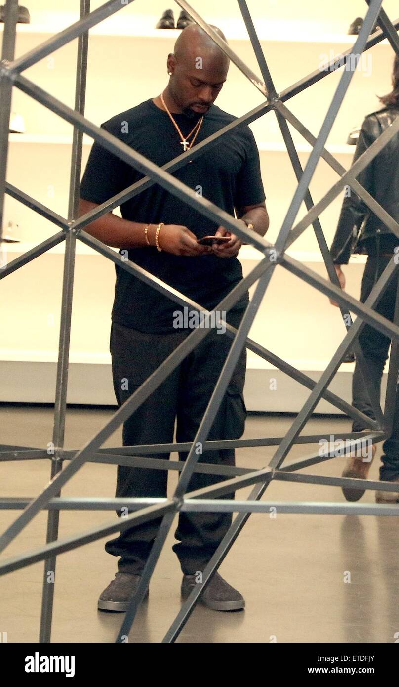 Justin Bieber and Corey Gamble shop together in Beverly Hills Featuring ...