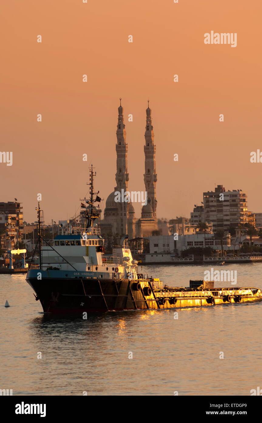 The Offshore Supply Ship OSA Viscount passing north in the Suez Canal ...