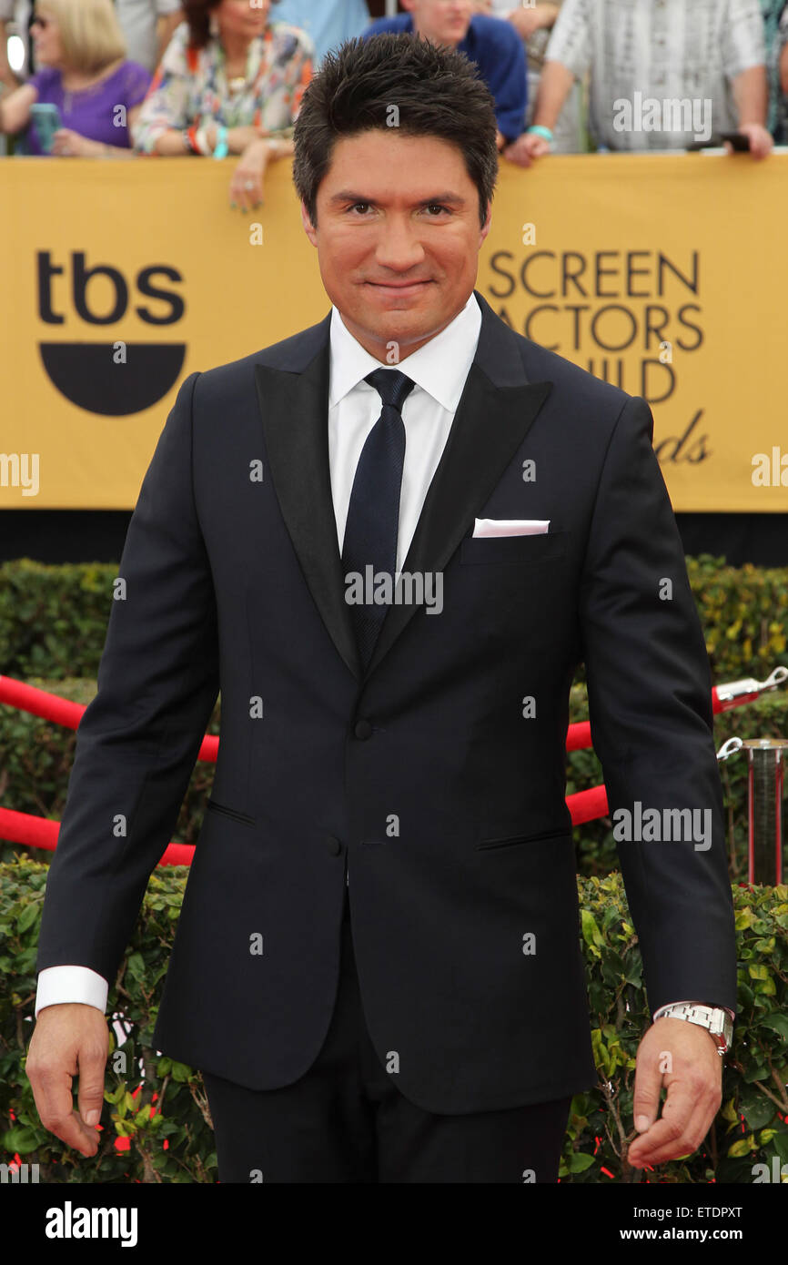 21st Annual SAG Awards at the Shrine Auditorium Featuring: Louis ...