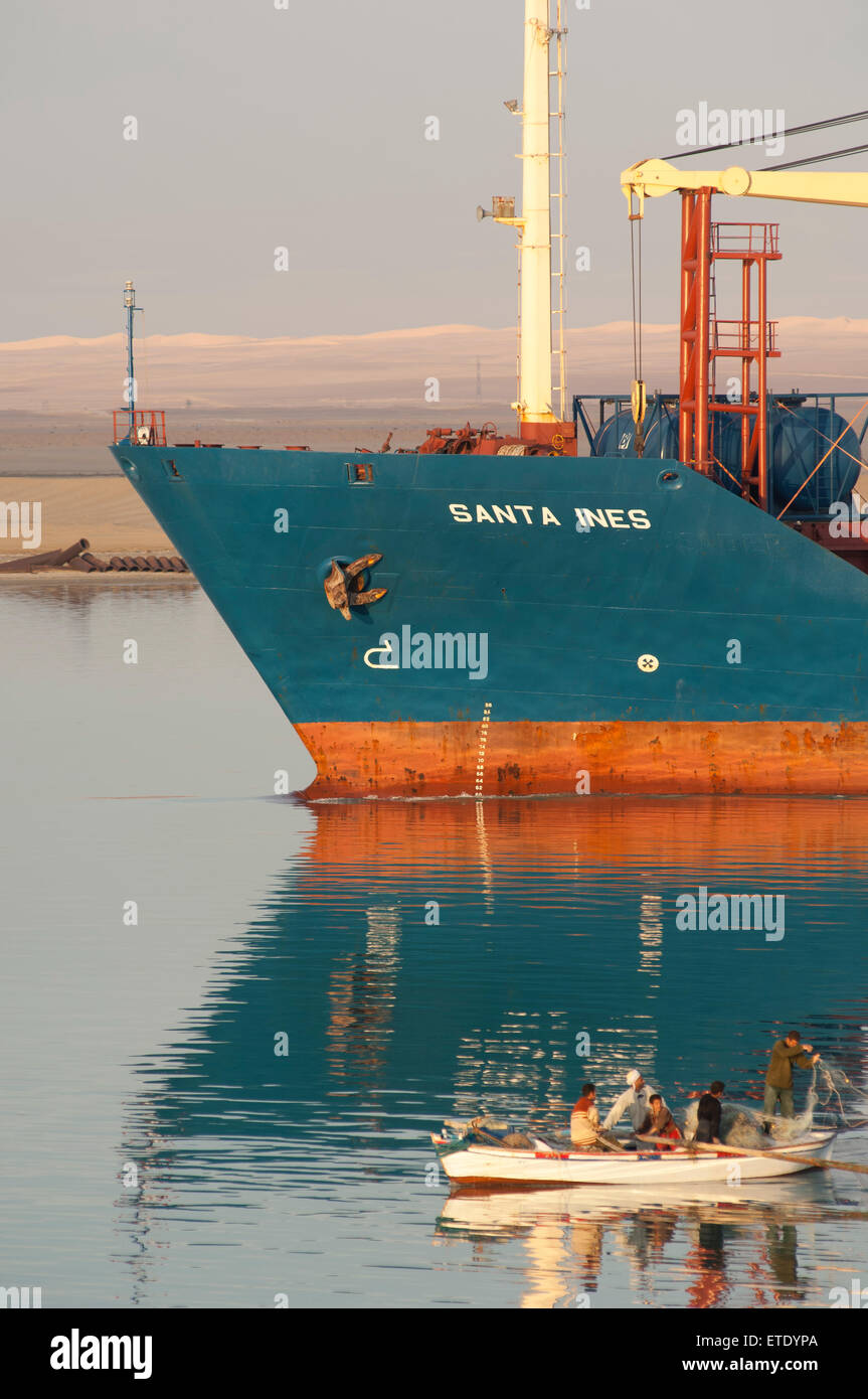 General cargo carrier hi-res stock photography and images - Alamy