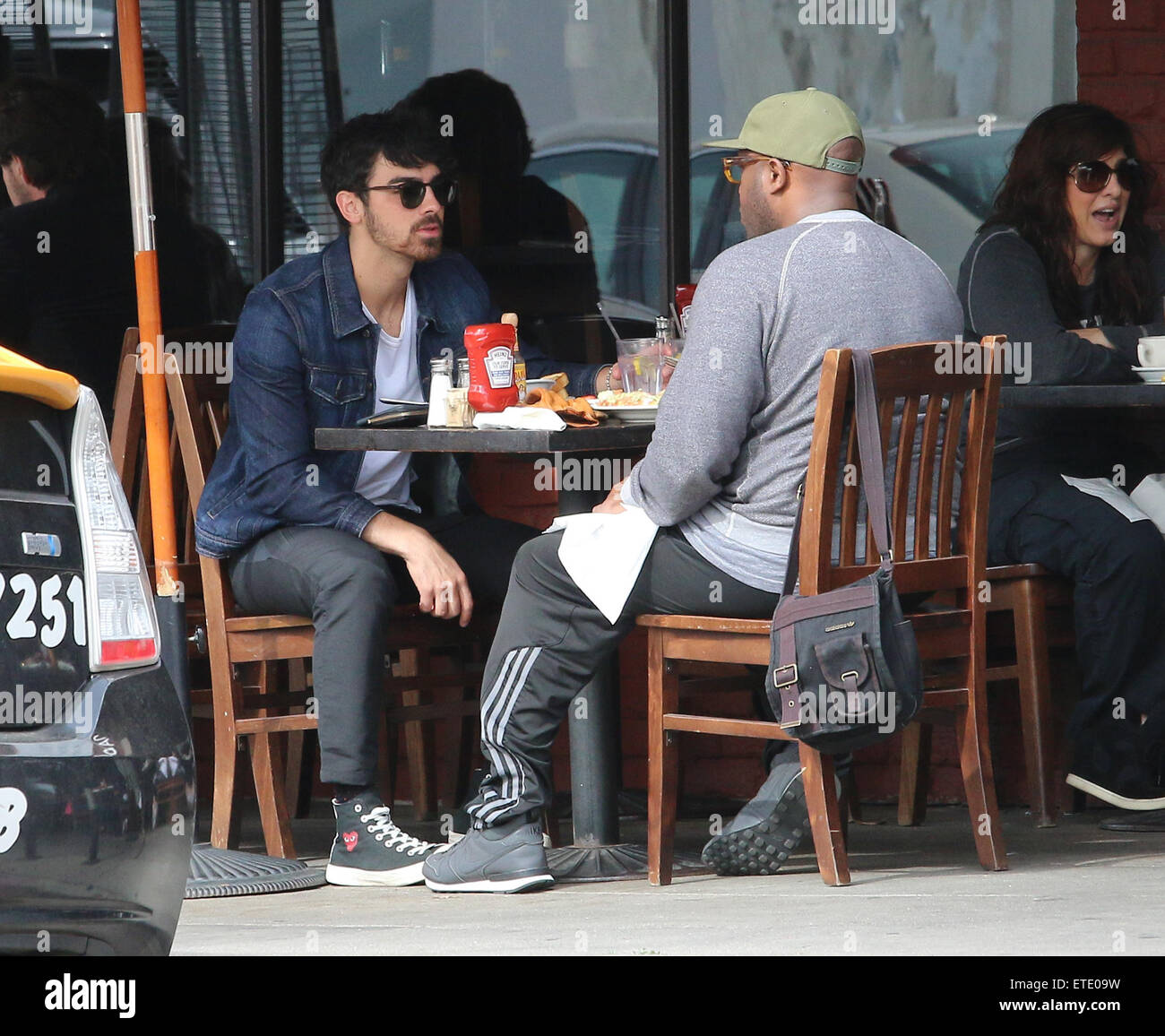 Joe Jonas having lunch with a friend at Kings Road Cafe in West ...