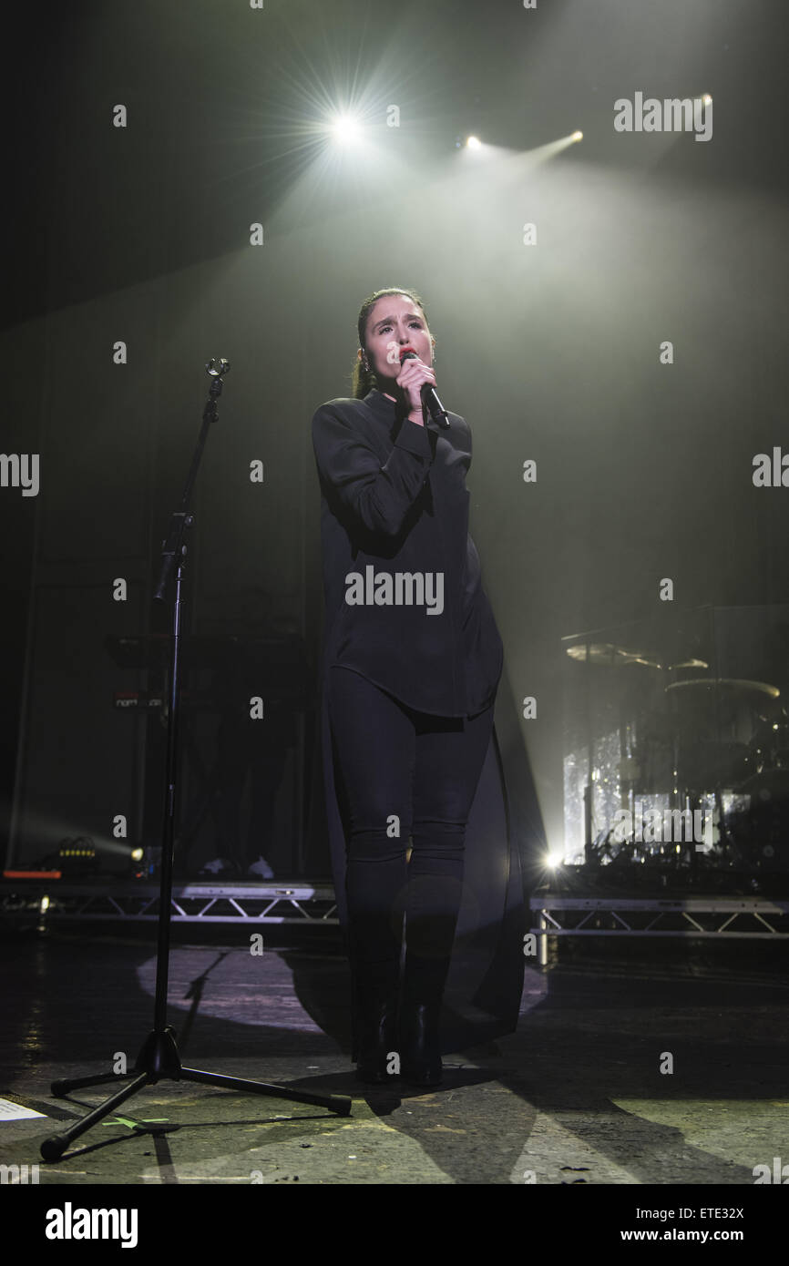 Jessie Ware performing live on stage at Brixton Academy Featuring ...