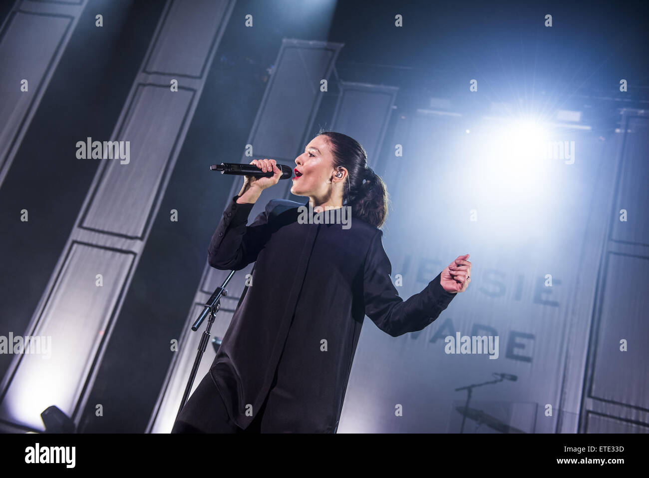 Jessie Ware performing live on stage at Brixton Academy Featuring ...