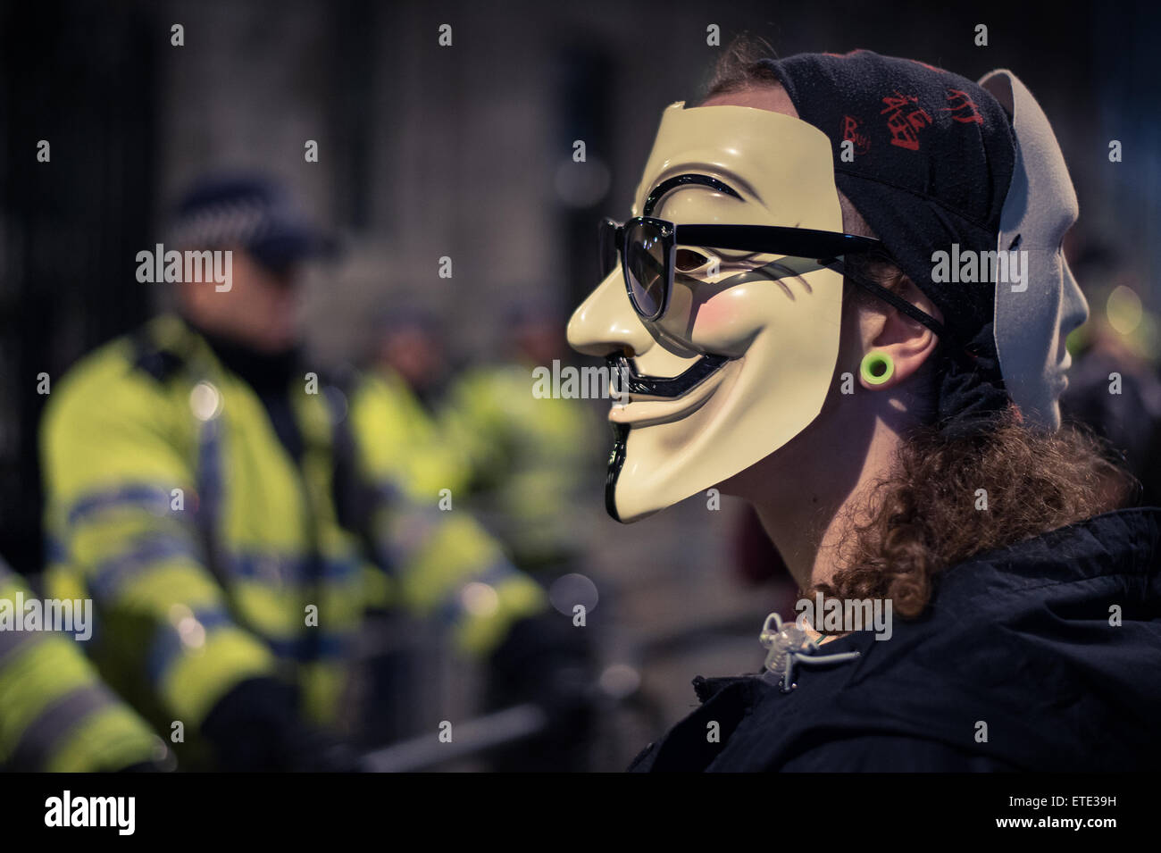 Protesters with anonymous mask hi-res stock photography and images - Alamy