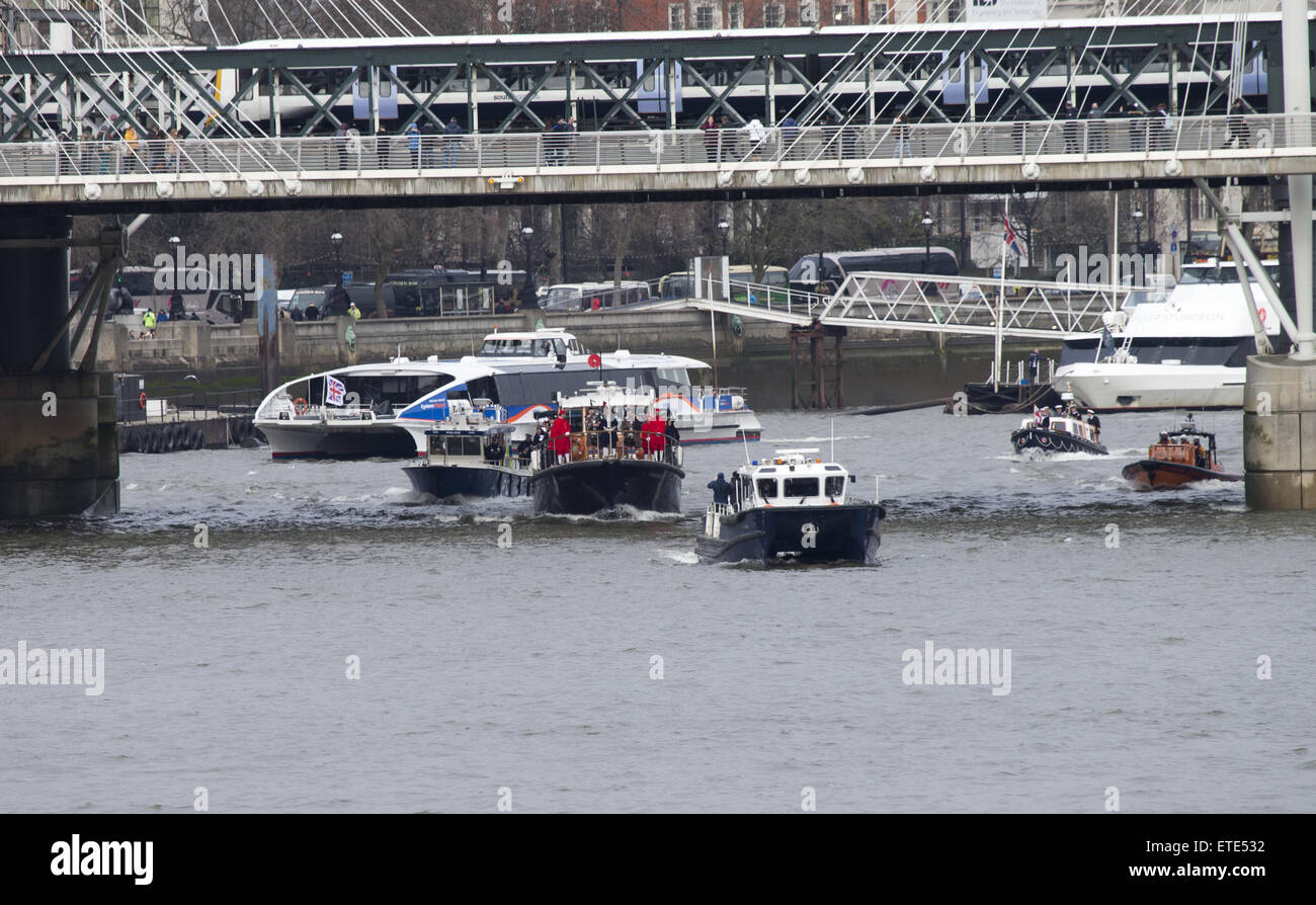 Sir winston churchill funeral boat hi-res stock photography and images ...