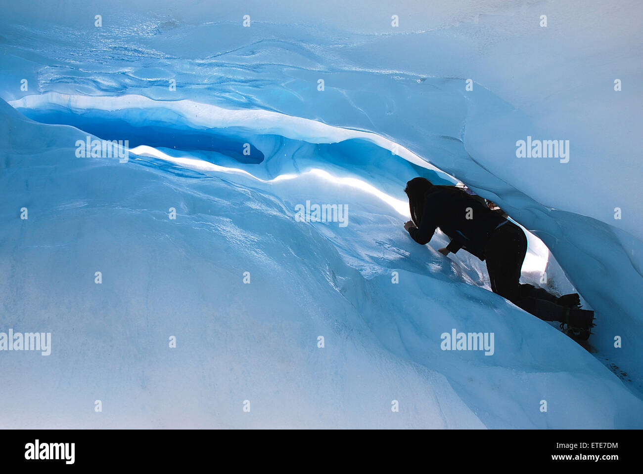 Tunnel water slide hi-res stock photography and images - Alamy