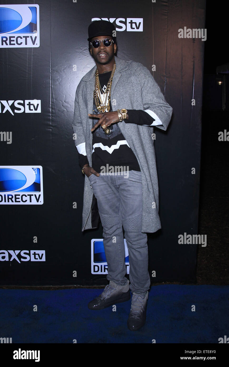 DirecTV Saturday Night Super Bowl Party Rhianna at DirecTV Super Fan ...