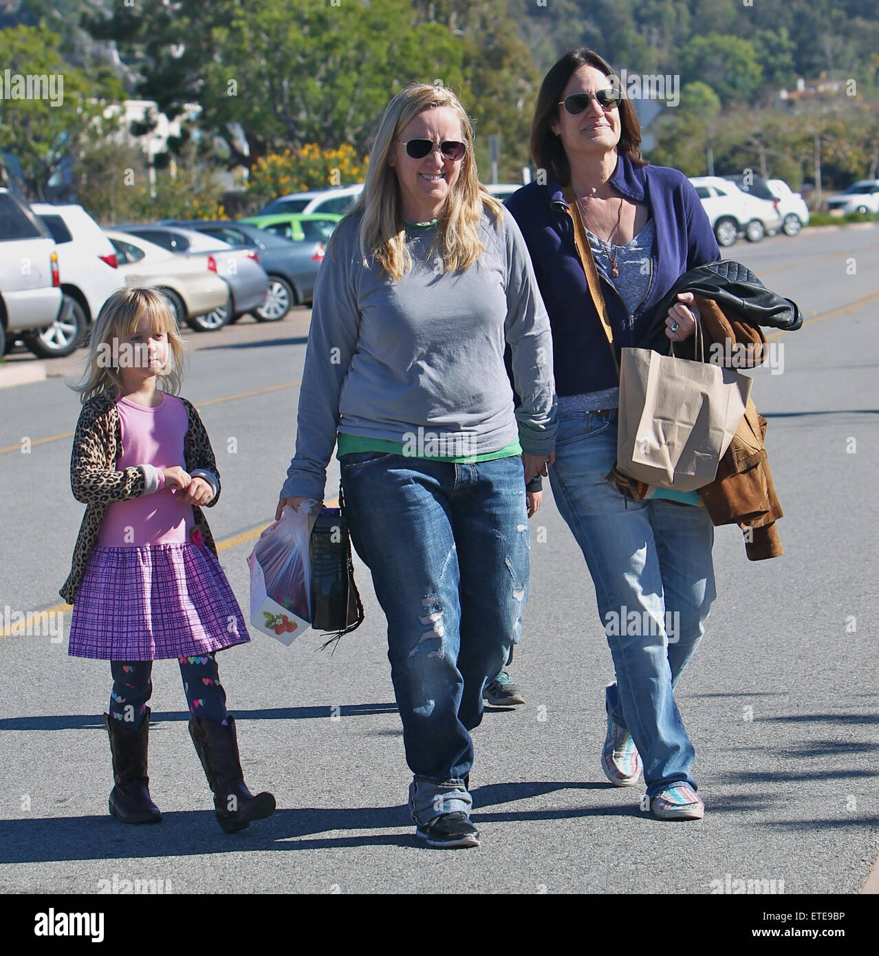 Melissa Etheridge and partner Linda Wallem spend the day at the Malibu ...