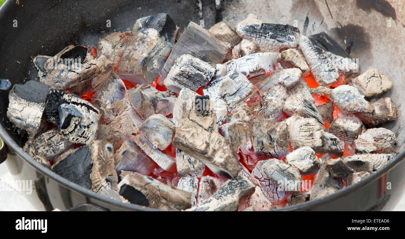 Glowing Coal Barbeque close up Stock Photo - Alamy