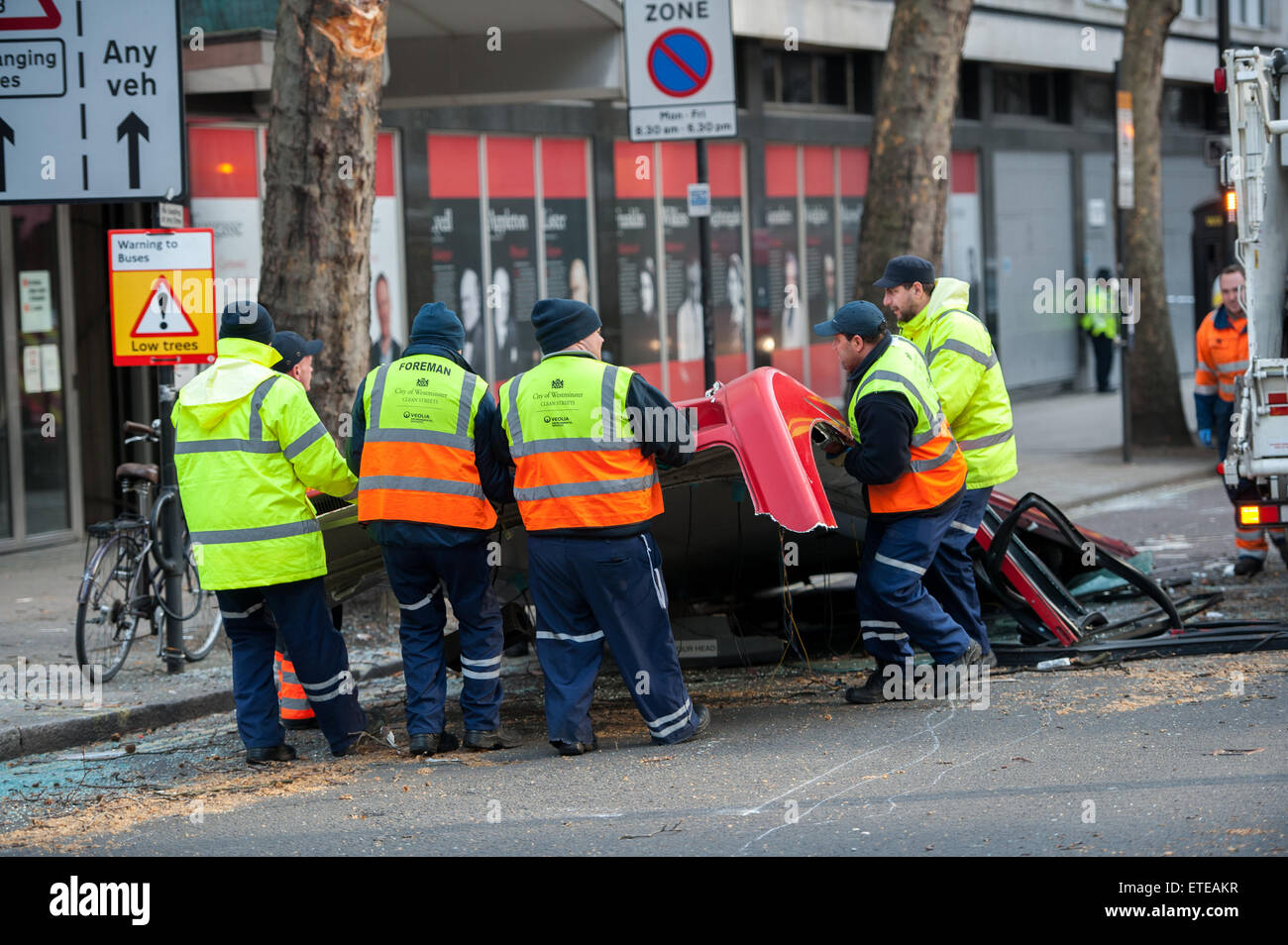 Transport wreckage emergency services hi-res stock photography and ...