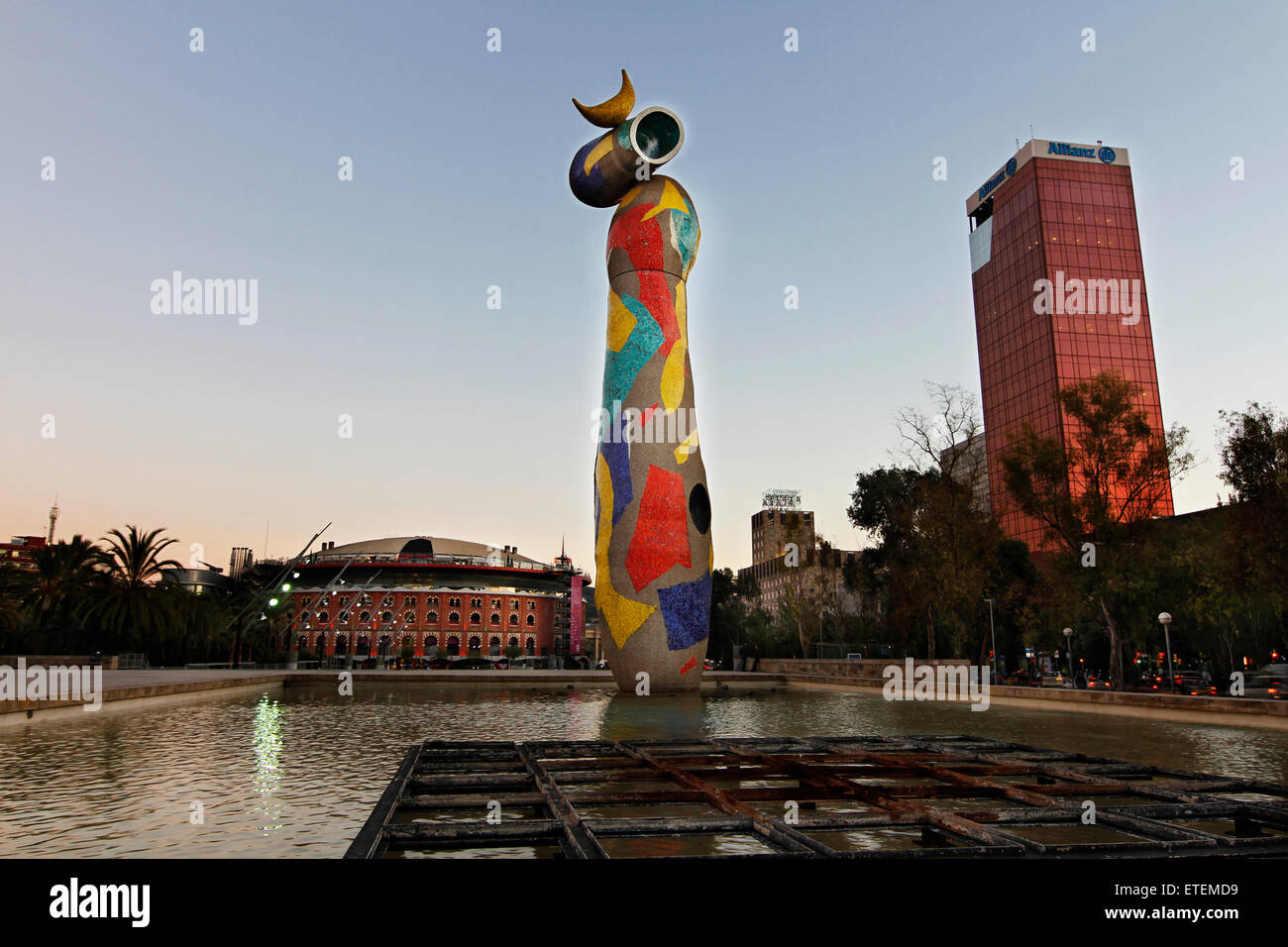 Joan Miró Park. "Dona i ocell" sculpture, by Joan Miró. L'Escorxador ...