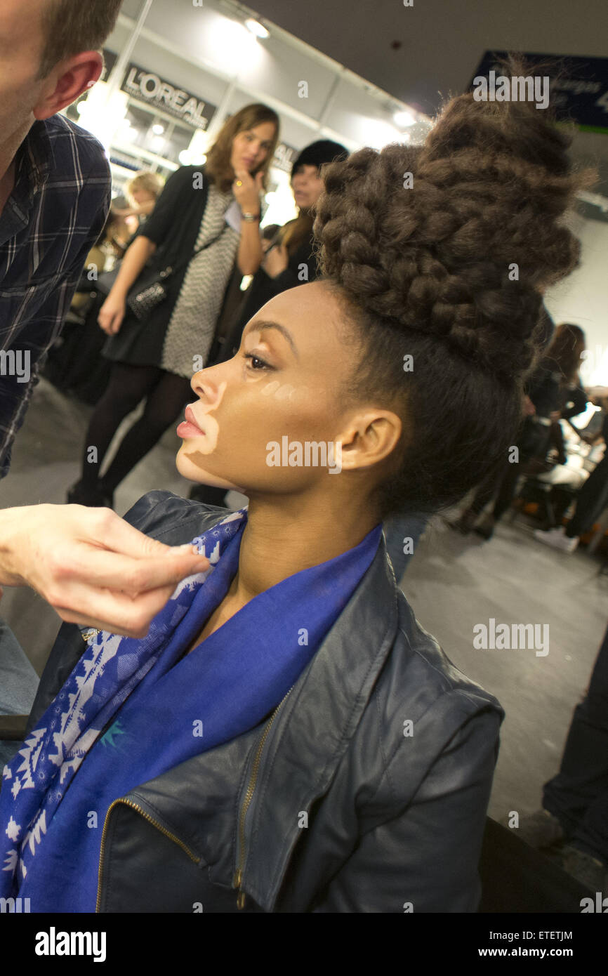 Mercedes-Benz Fashion Week Madrid Fall/Winter 2015 - Desigual ...