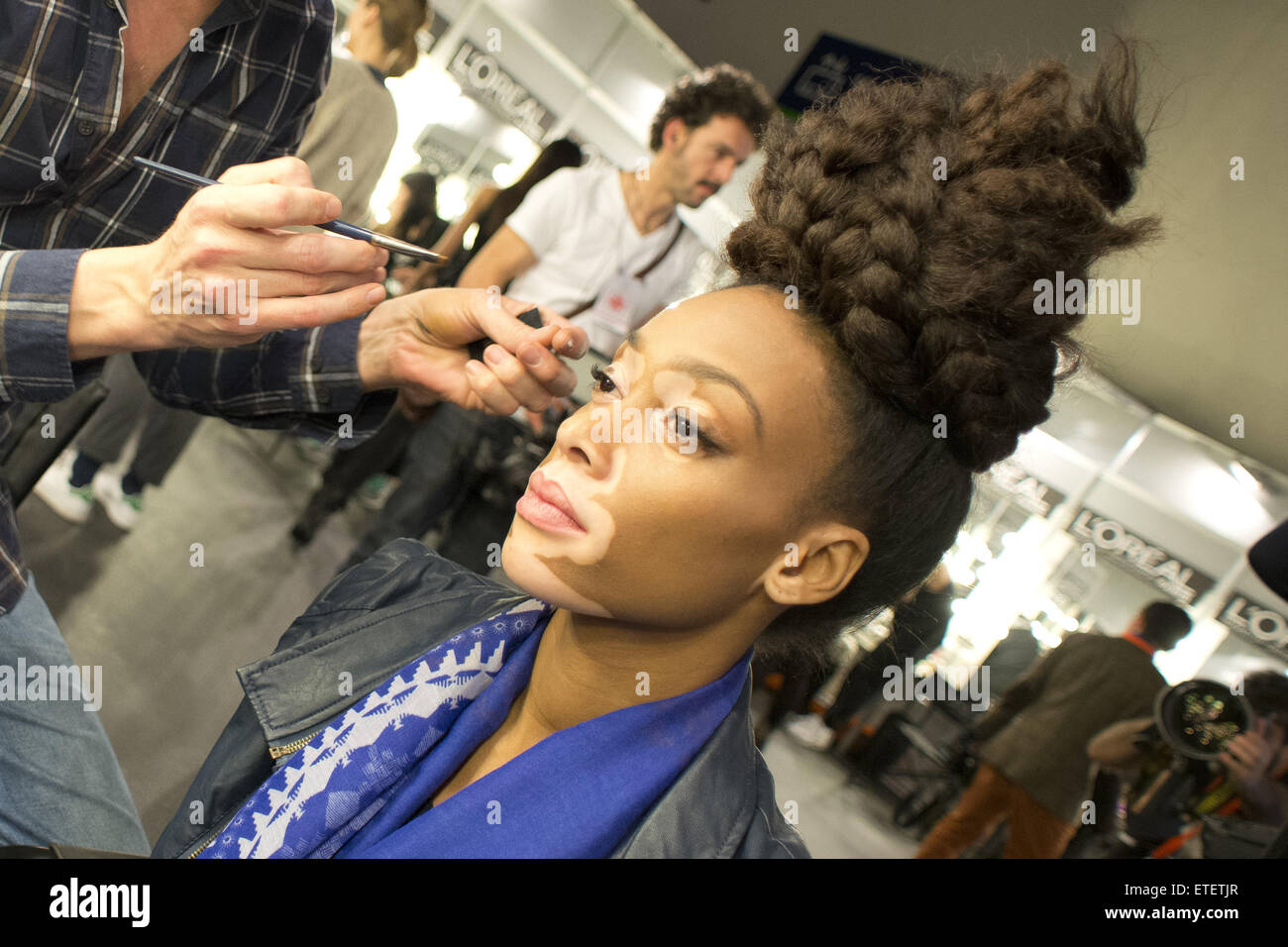 Winnie harlow americas next top model hi-res stock photography and ...