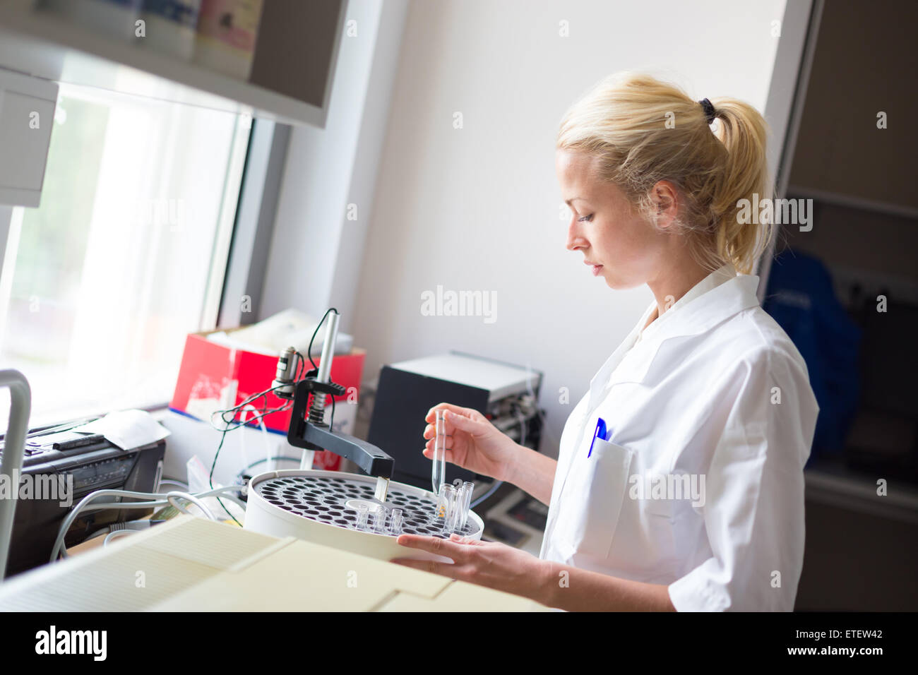 Scientist working in analytical laboratory Stock Photo - Alamy