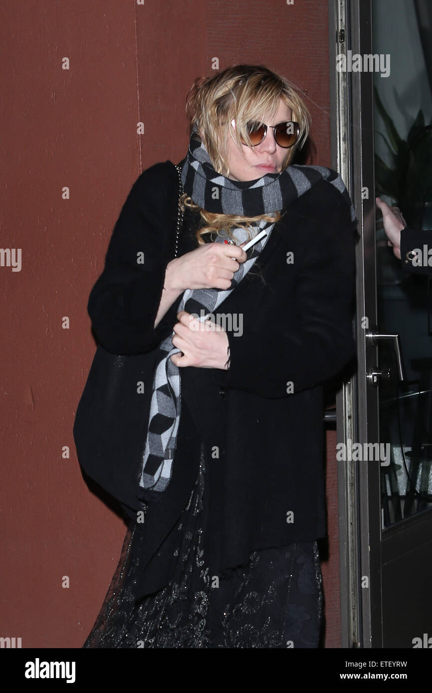 Courtney Love and REM singer Michael Stipe having dinner at Restaurant ...