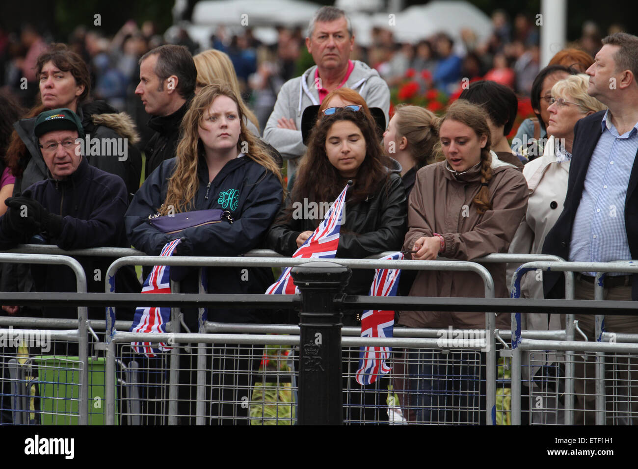 Queen riding side saddle hi-res stock photography and images - Alamy