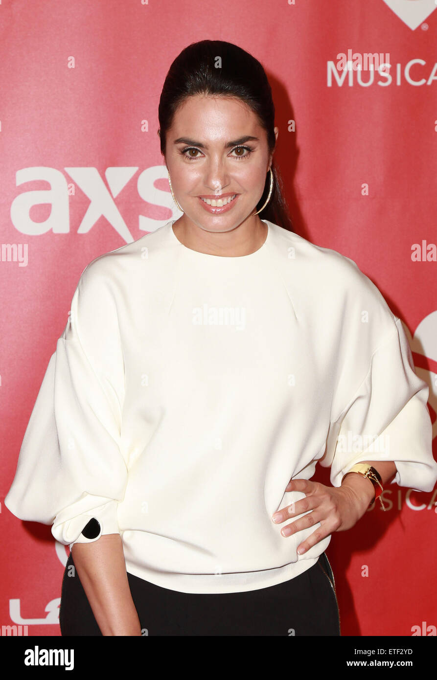 MusiCares Person Of The Year Tribute To Bob Dylan Featuring: Emily ...