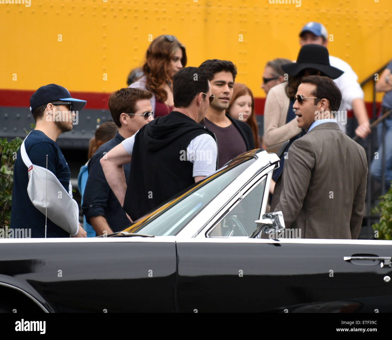The 'Entourage' cast film an ending scene in Los Angeles for their ...