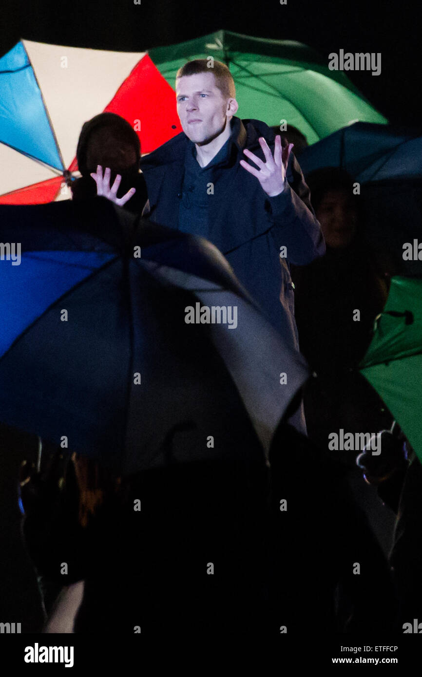 Jesse Eisenberg filming a magic scene for 'Now You See Me 2' in ...