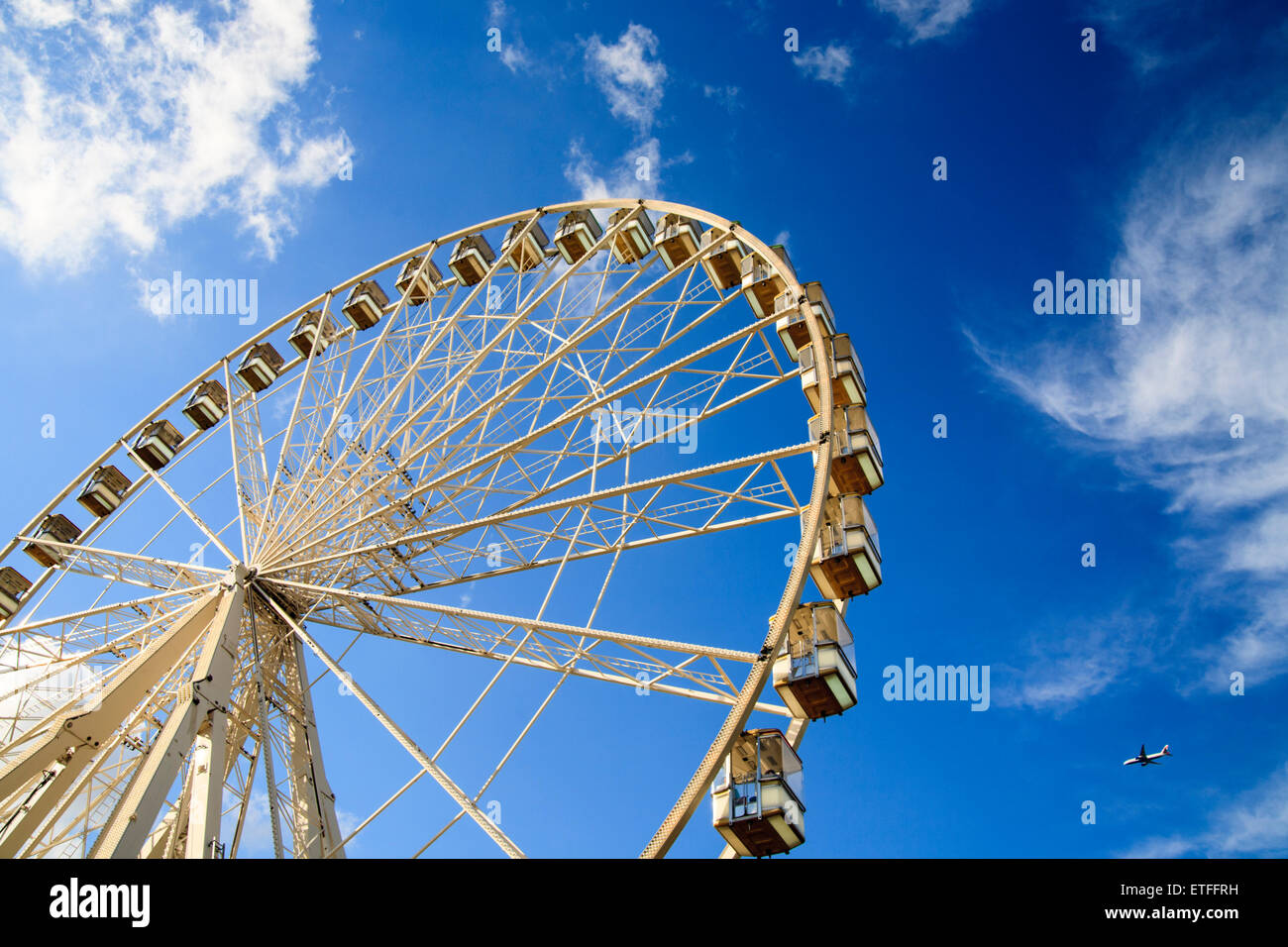 The Royal Windsor Wheel, Alexandra Gardens, Windsor, England Stock ...