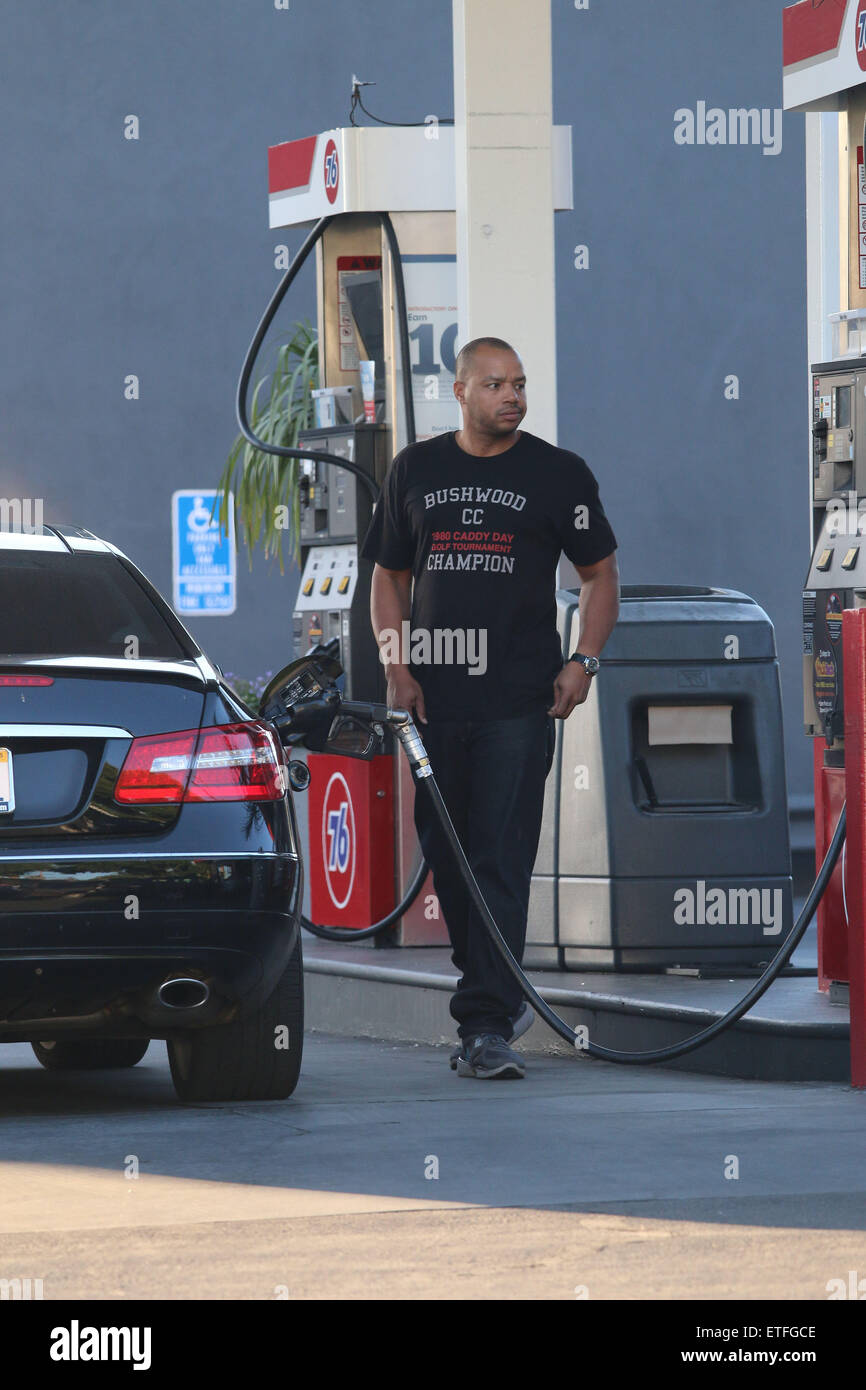 Scrubs actor Donald Faison pumping gas in his Mercedes in West ...
