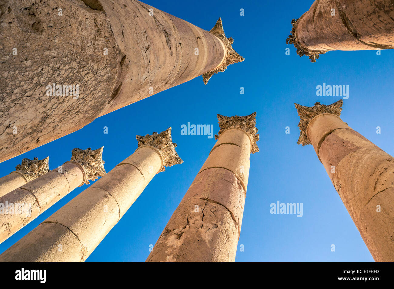 The Cardo in Jerash Stock Photo - Alamy