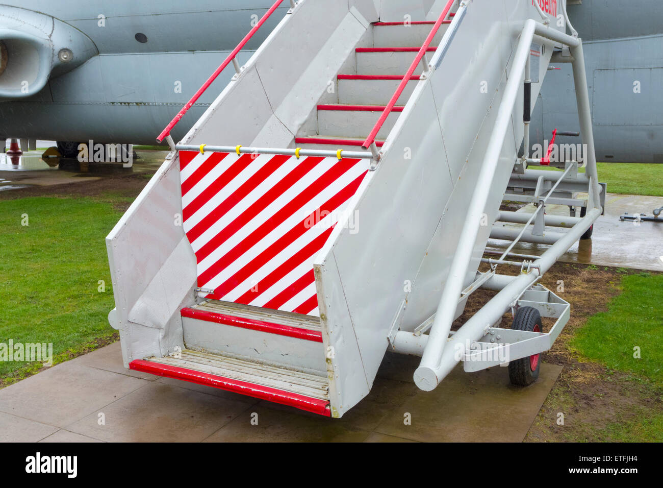Aircraft steps hi-res stock photography and images - Alamy