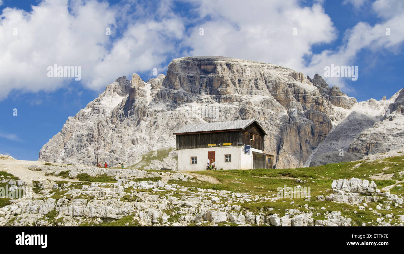 Alps hut hi-res stock photography and images - Alamy