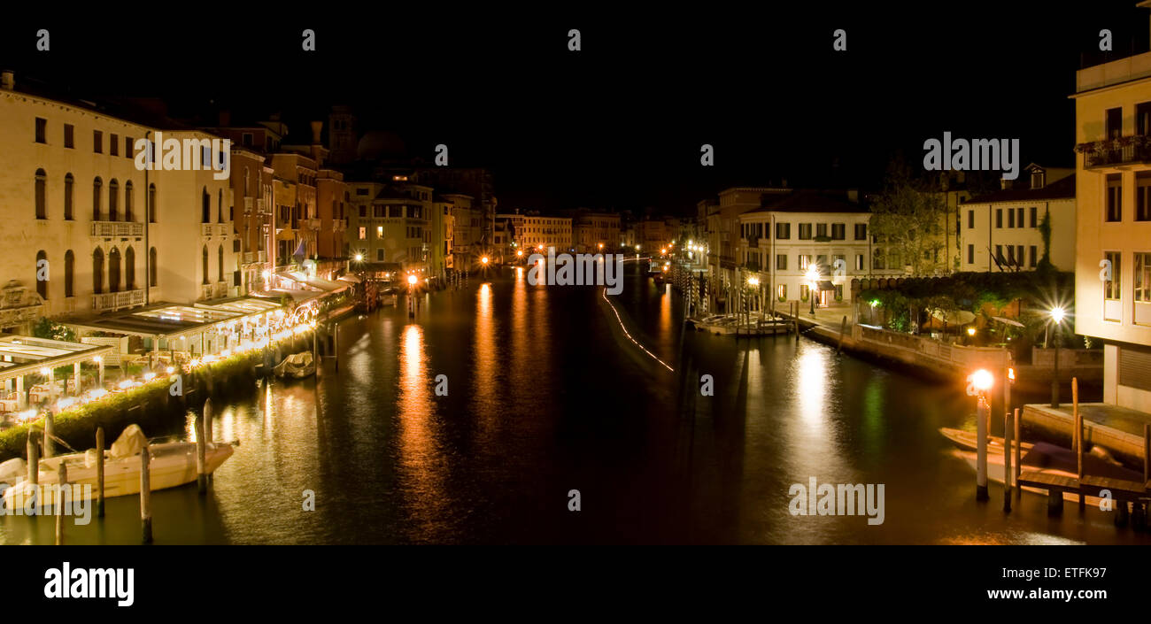 Night panorama of the Grand Canal from the Scalzi Bridge, Venice, Italy ...